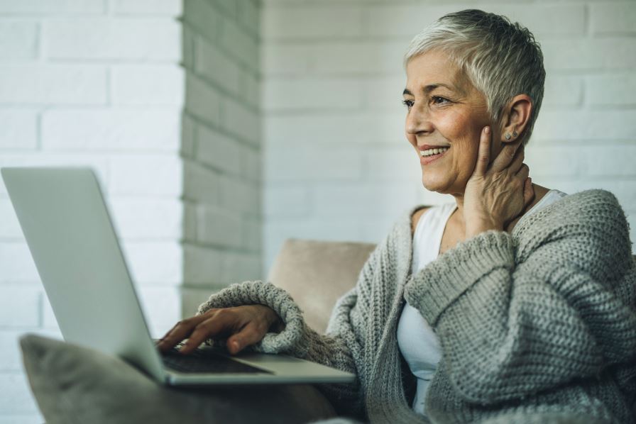 Mega vinna og taka hálfan lífeyri – Lifðu núna